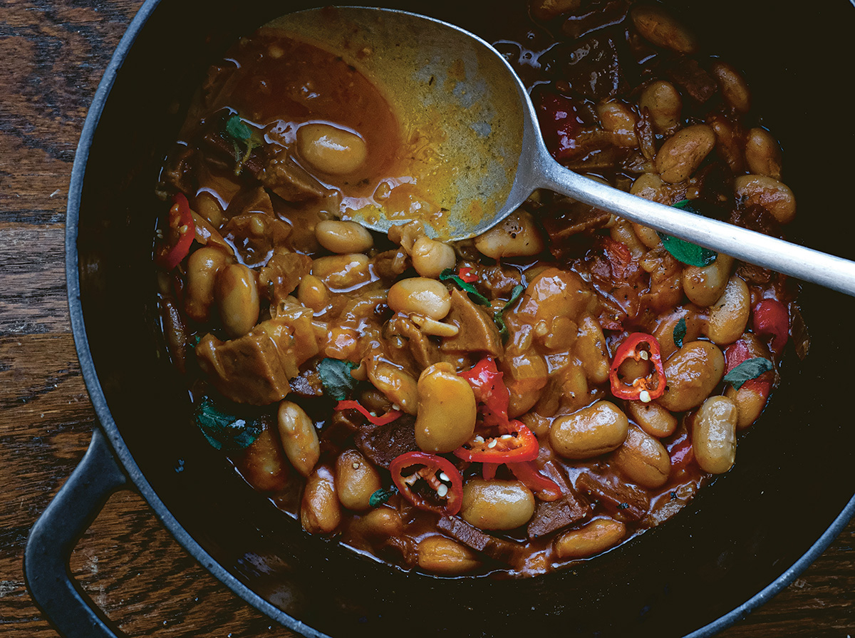 Smoky Spanish Beans - Recipes EastLife