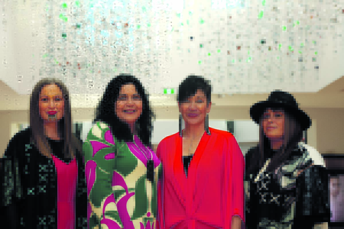 Saying it with camellias - EastLife